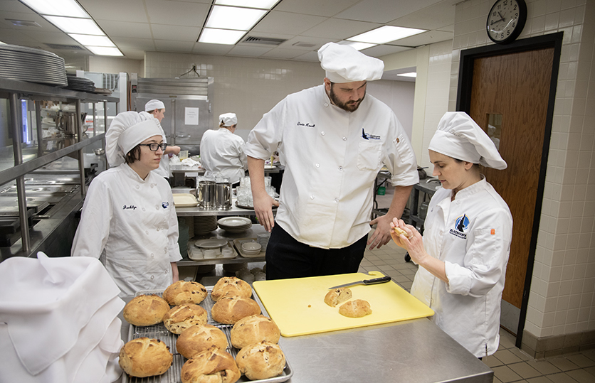 Contemporary Cuisine Spotlight: From Prosciutto to Cheesecake